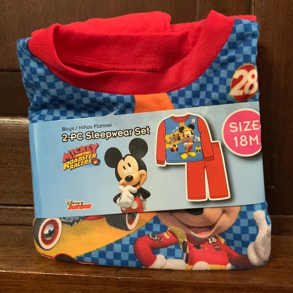 Disney | Pajamas | Nwt Kids 2 Piece Sleepwear Set 8t Mickey Mouse ...
